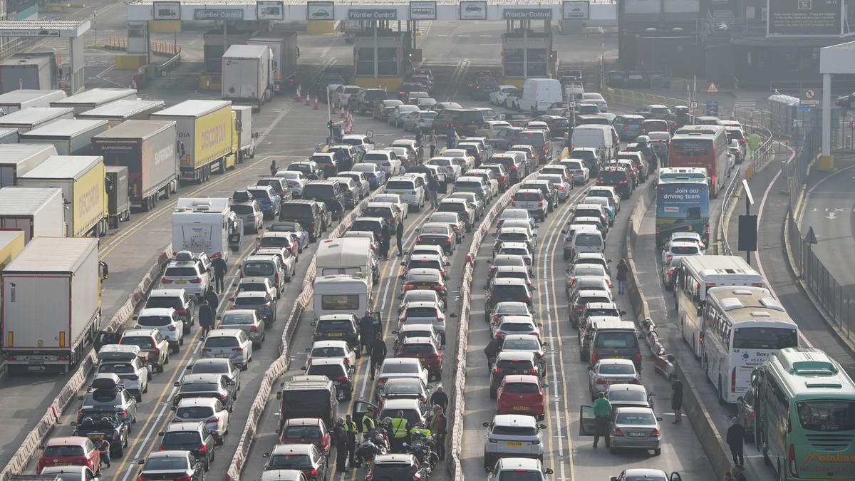 Easter travel chaos warning: Drivers warned of disruption over Bank ... Easter travel chaos warning: Drivers warned of disruption over Bank ...